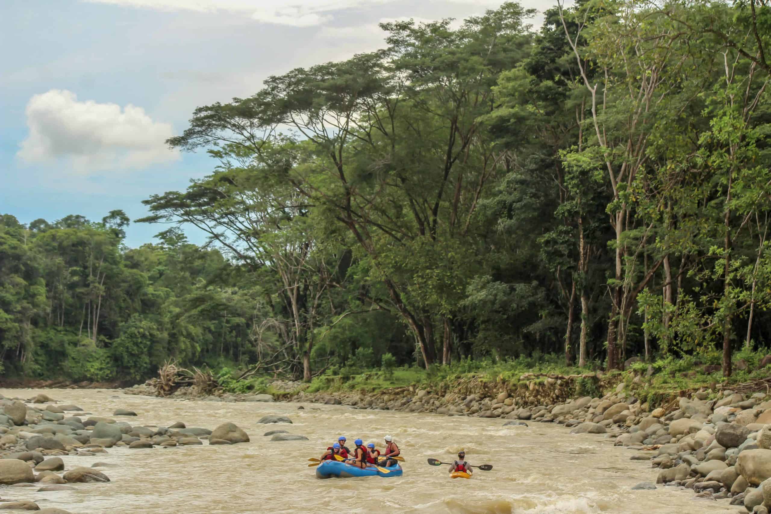 Rafting en Rio Naranjo | Excursiones, Gaia Hotel & Reserve